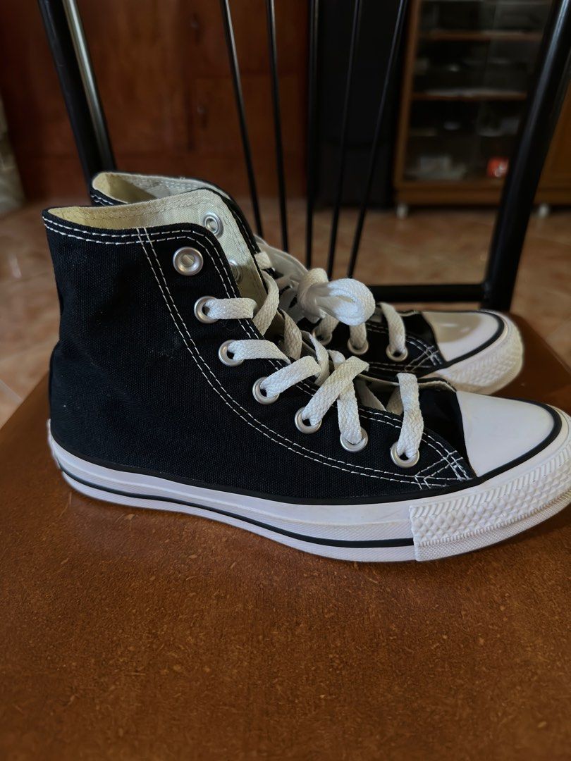 Original Converse - Chuck Taylor All Star on Carousell