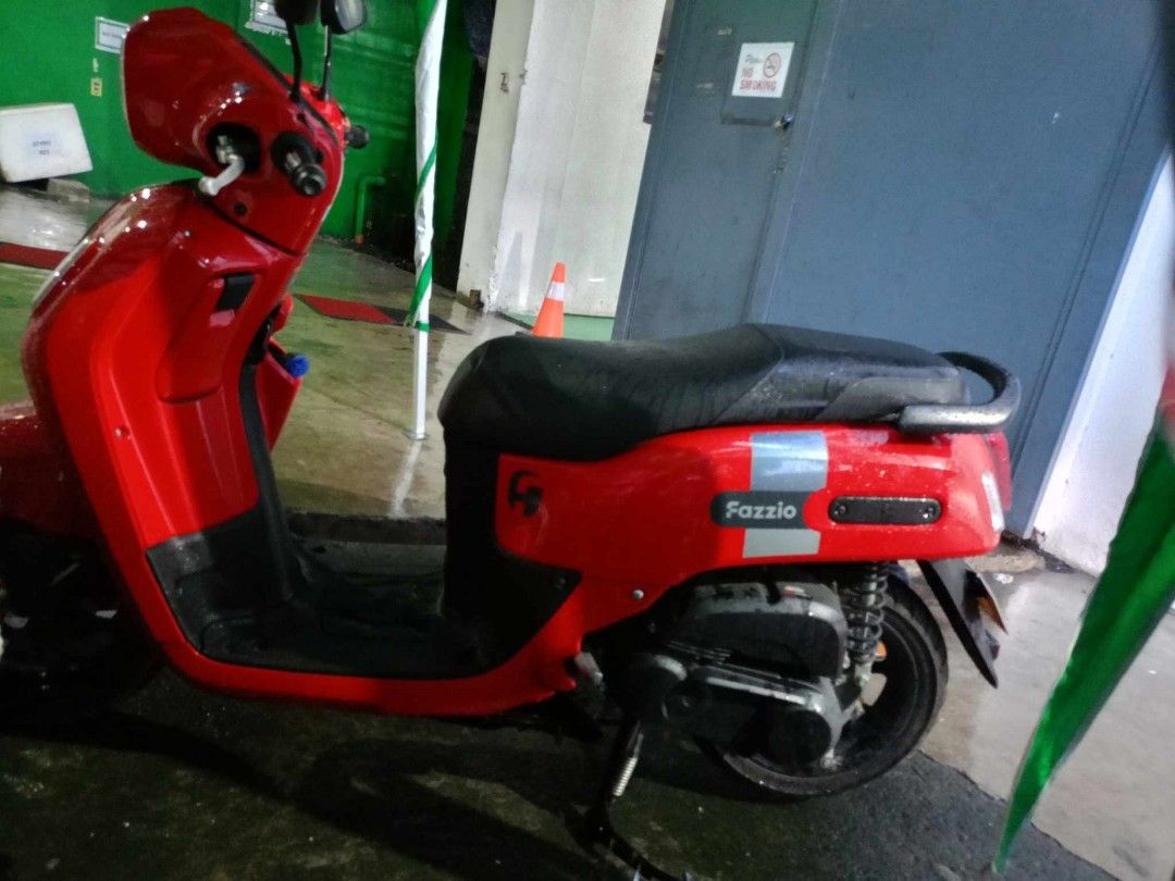 Pasalo Yamaha Fazzio Red on Carousell