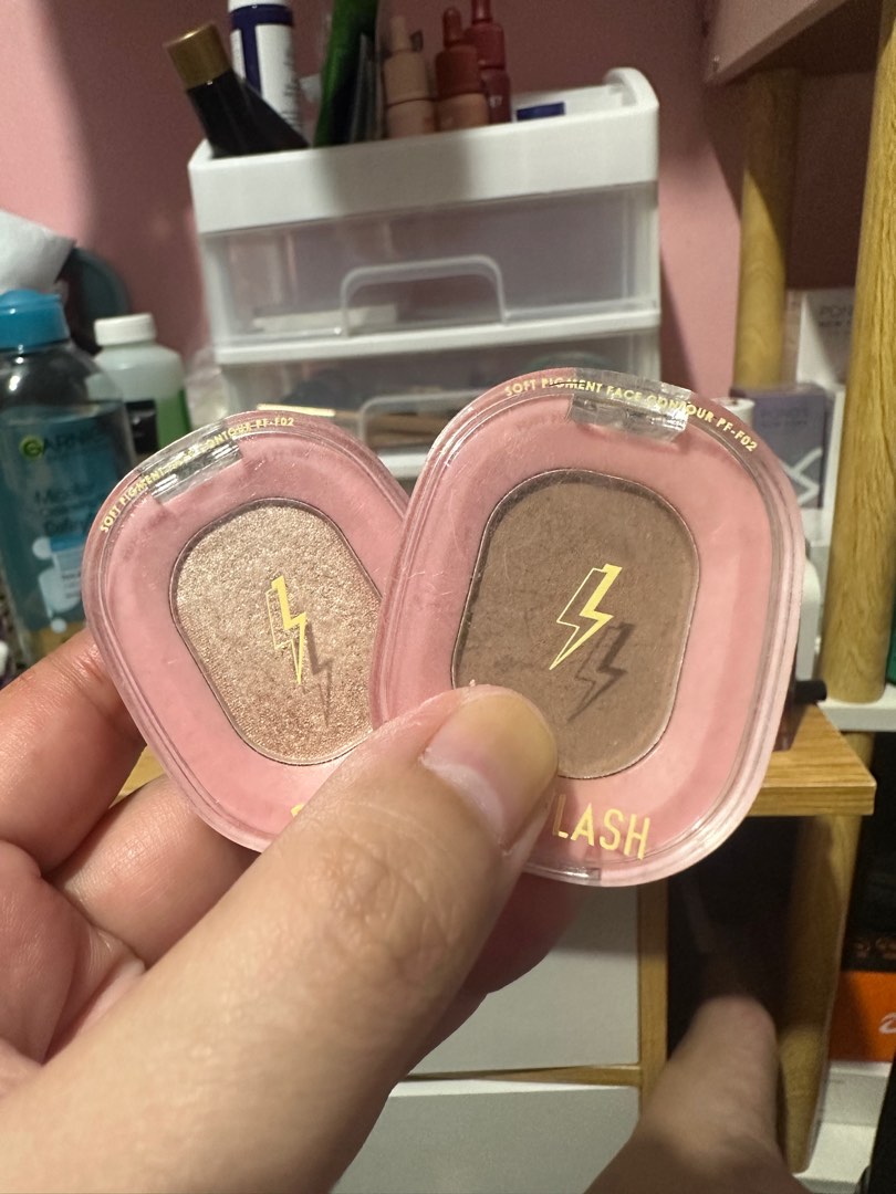 Pinkflash Highlighter and Contour on Carousell