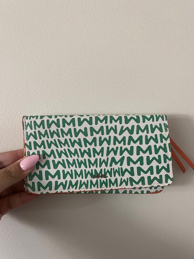 Pre-loved Mango Wallet on Carousell