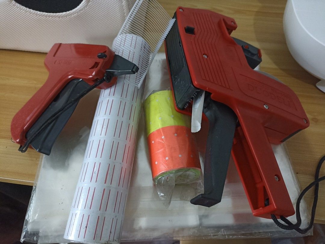 Repacking tools for clothing business on Carousell