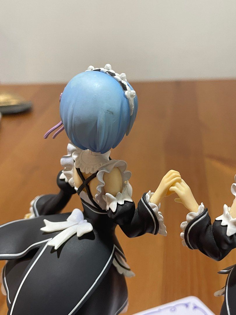 Rezero Rem and Ram Figurine Heart Pose, Hobbies & Toys, Toys & Games on ...