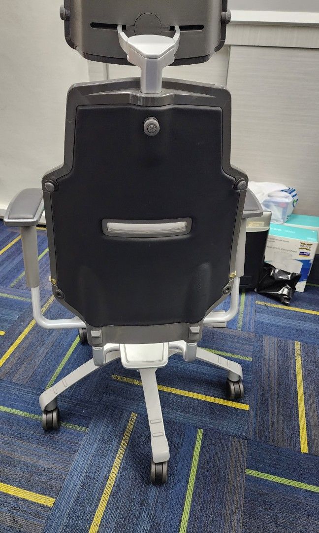 Highend RH Logic Ergonomic Office Chair, Furniture & Home Living ...