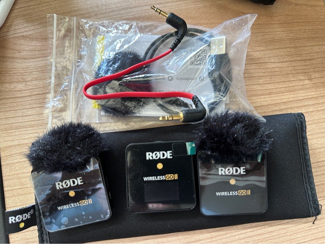 Rode Wireless Go 2, Photography, Video Cameras on Carousell