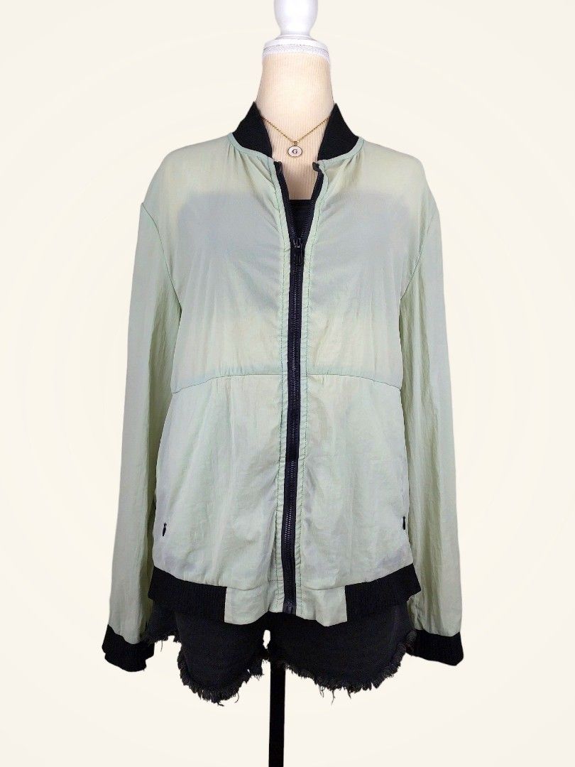 Sage green bomber jacket, Women's Fashion, Coats, Jackets and Outerwear ...