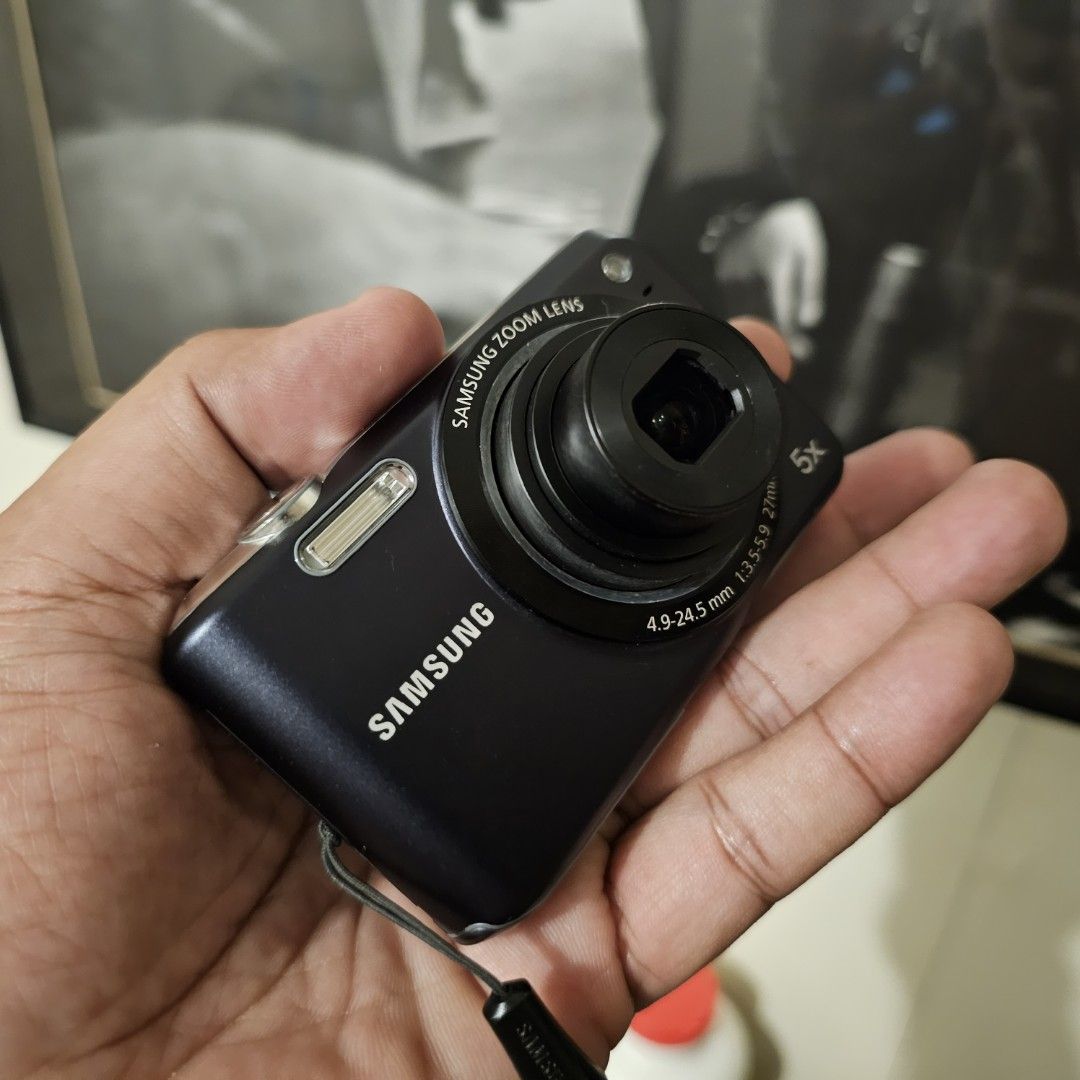 Samsung ES-70 12.2 Megapixels, Photography, Cameras on Carousell