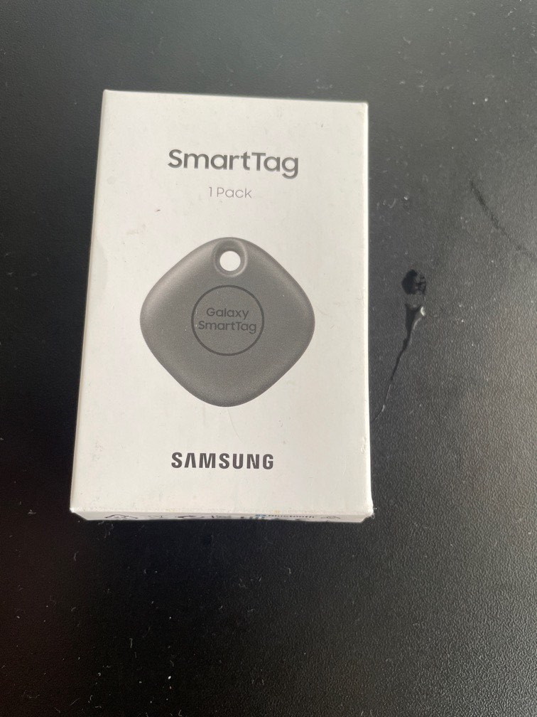 Samsung Smart Tag, Mobile Phones & Gadgets, Other Gadgets on Carousell