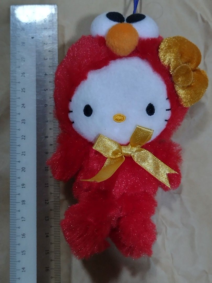 Sanrio - Hello Kitty × Sesame Street - Hello Kitty Elmo Mini Plushie ...