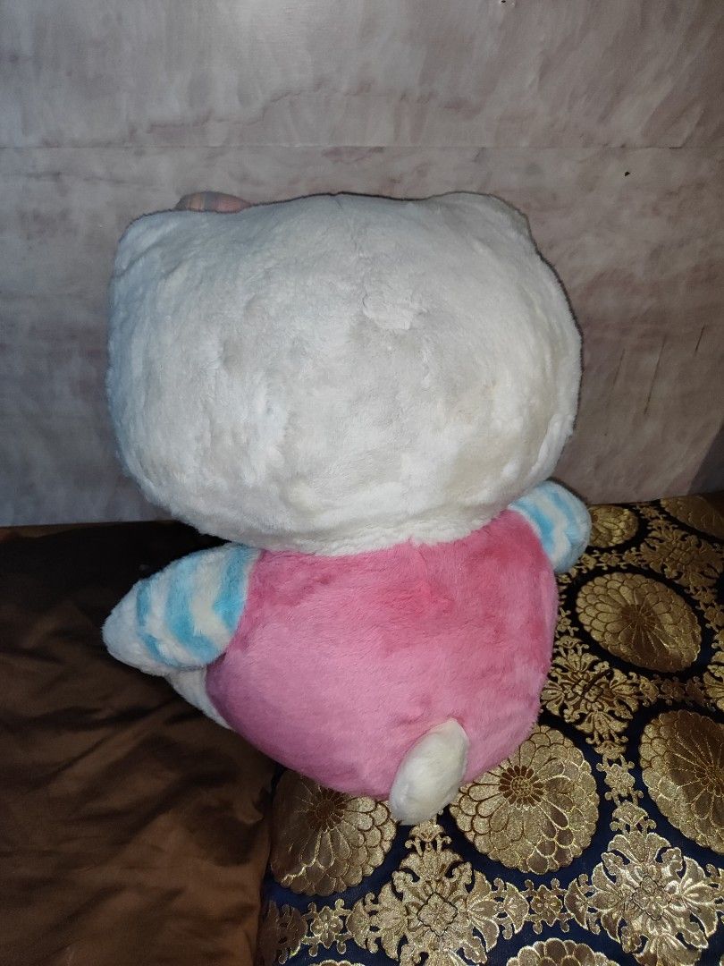 SANRIO CHARACTER HelloKitty Pink Plush Toy (SuperBIG), Hobbies & Toys ...