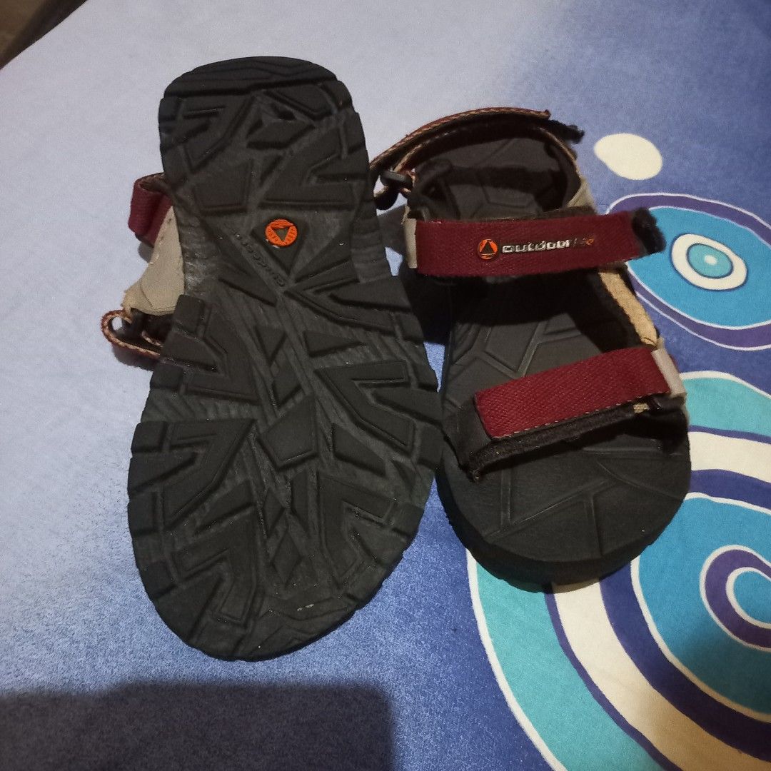 Sendal Gunung Tron JR Outdoor Adventure, Fesyen Pria, Sepatu , Sandal ...