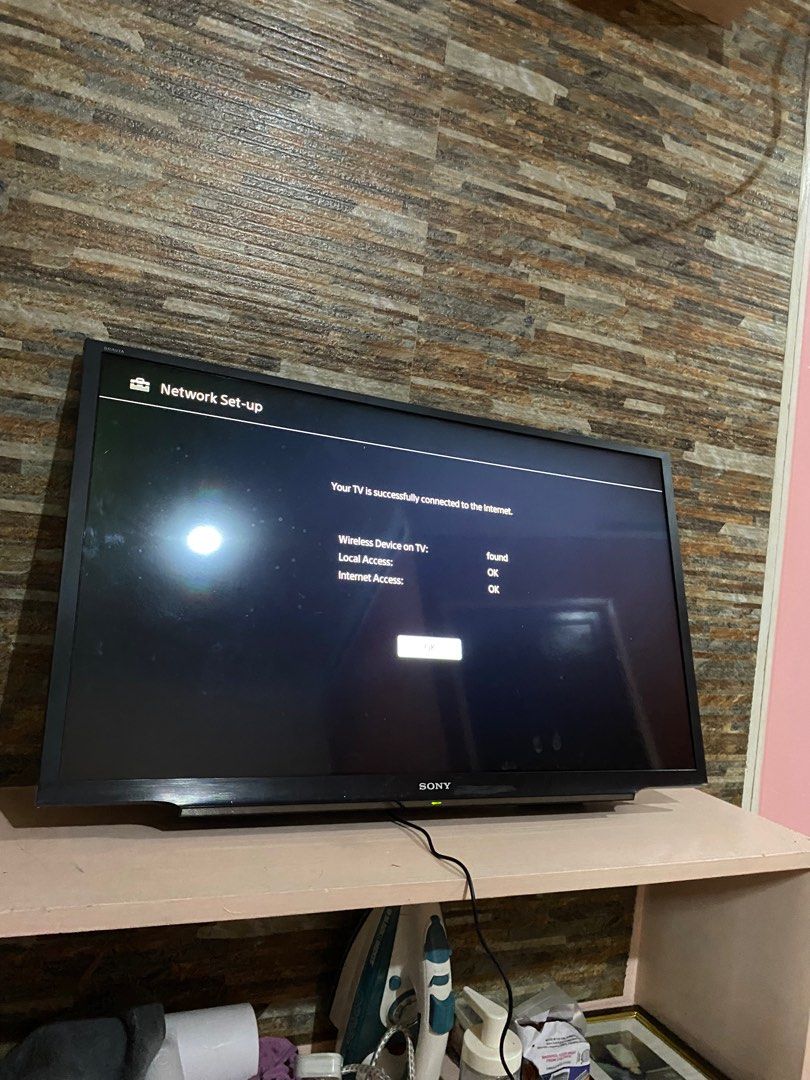 Sony Bravia Smart TV 32 inches, TV & Home Appliances, TV & Entertainment, TV on Carousell