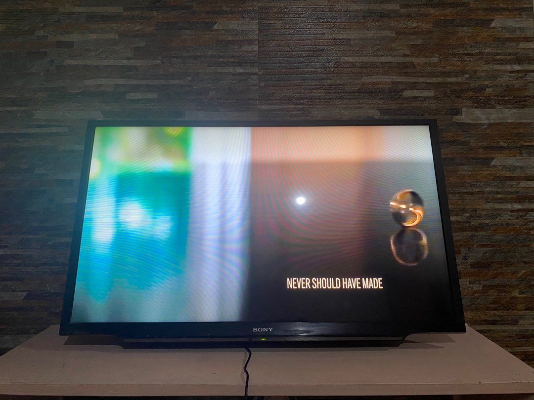 Sony Bravia Smart TV 32 inches, TV & Home Appliances, TV & Entertainment, TV on Carousell