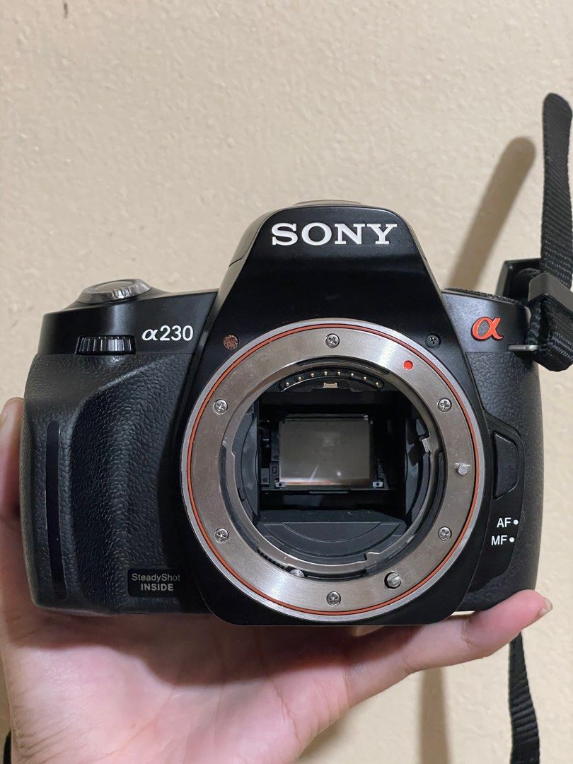 Sony dslr a230, Photography, Cameras on Carousell