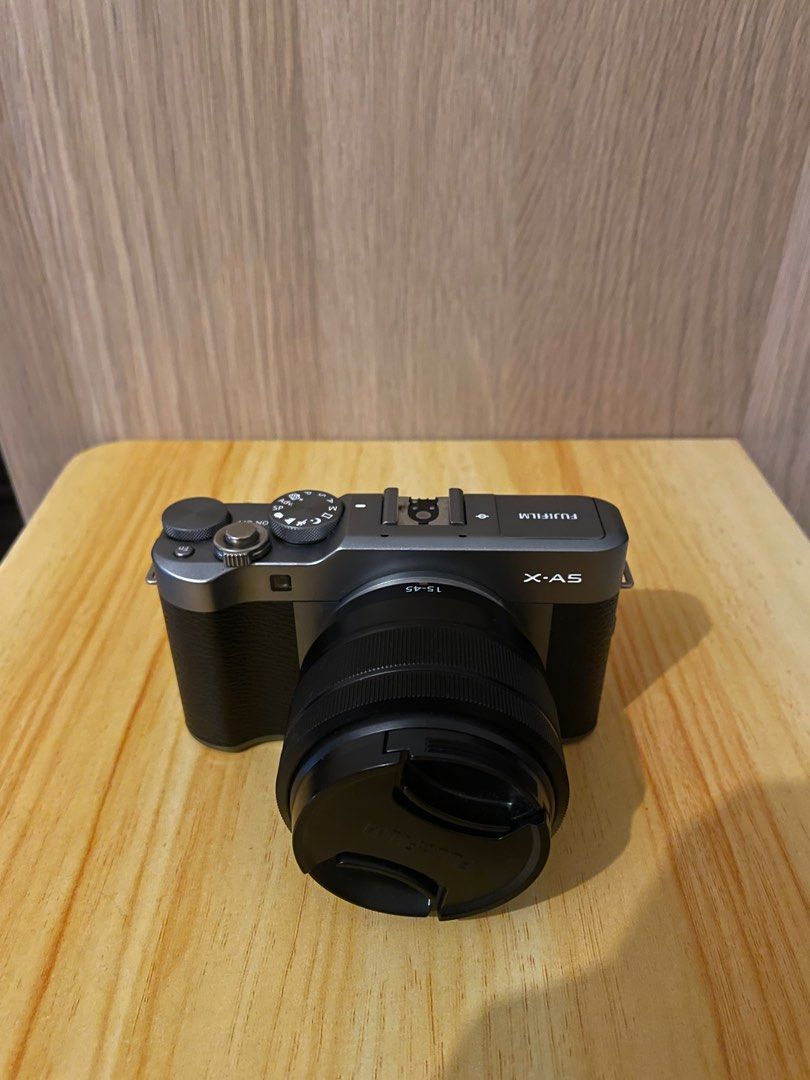 Sony X-A5 Mirrorless Camera, Photography, Cameras on Carousell