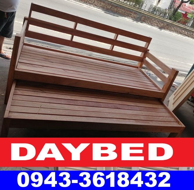Tanguile Daybed with Trundle 30 x 75 on Carousell