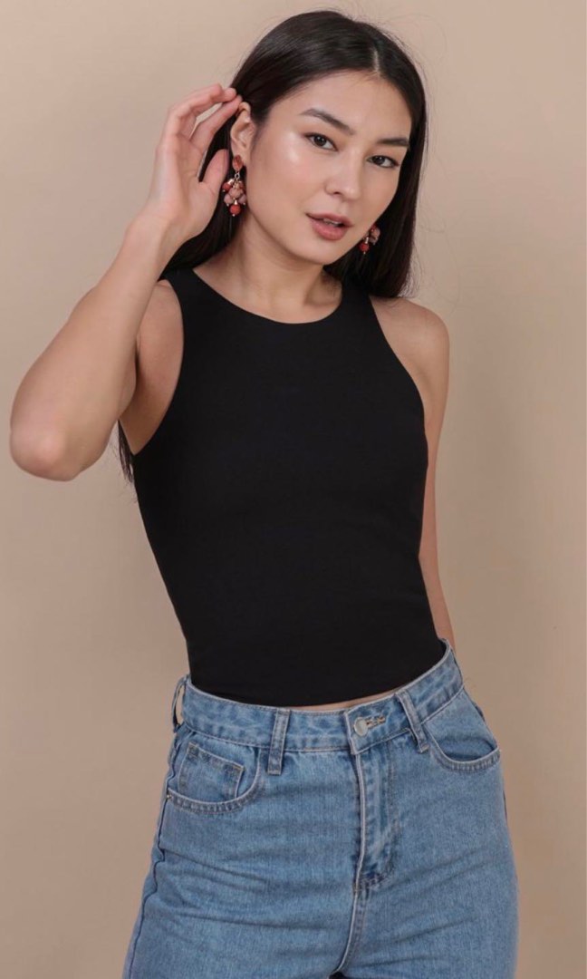 The tinsel rack demi top, Women's Fashion, Tops, Sleeveless on Carousell