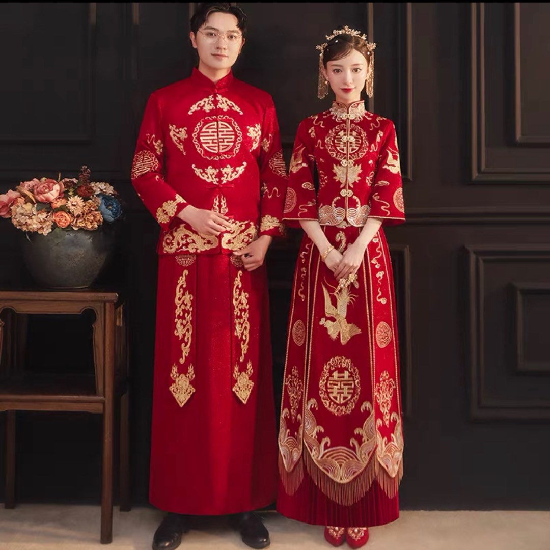 Traditional Chinese Wedding Qun Kua, Women's Fashion, Dresses & Sets ...