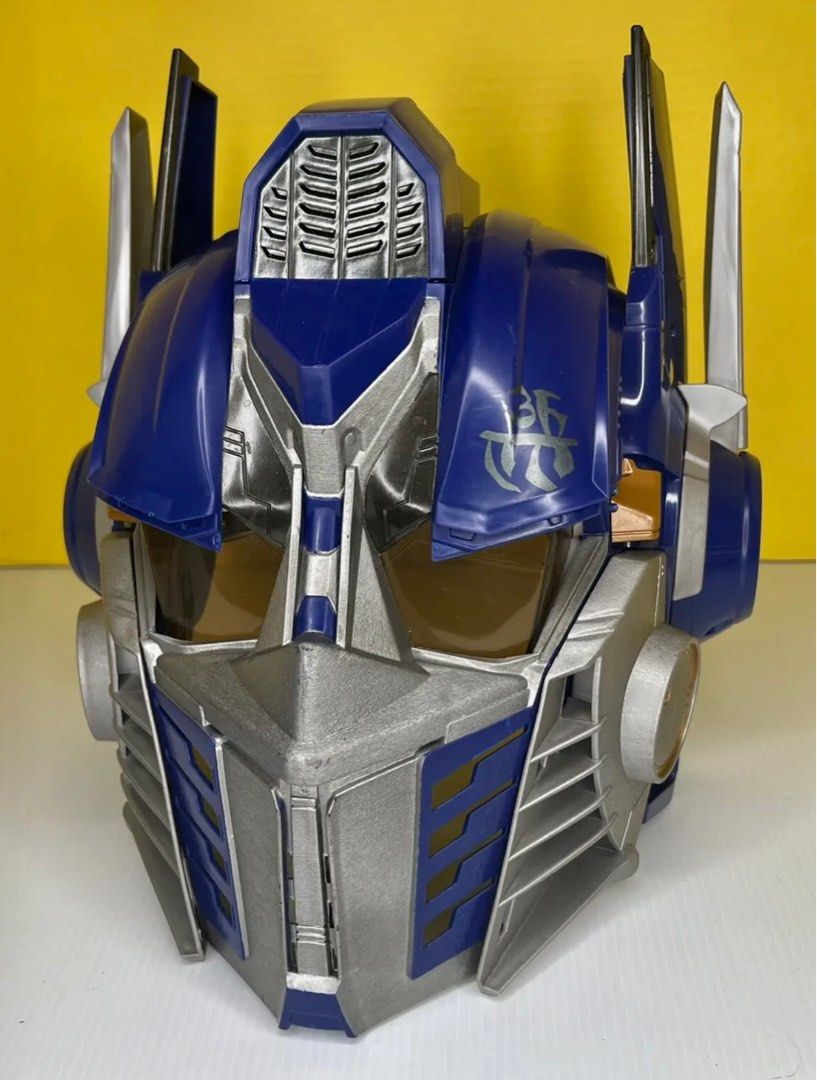 TRANSFORMER OPTIMUS PRIME FULL HEAD MASK VOICE CHANGER 2006 hasbro on ...