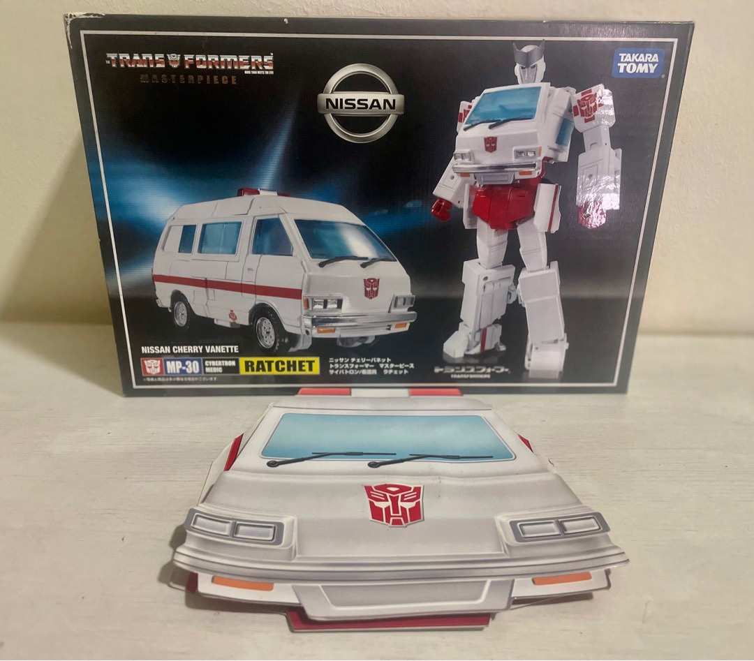 Transformers MP 30 RATCHET with coin ORIGINAL TAKARA TOMY, Hobbies ...