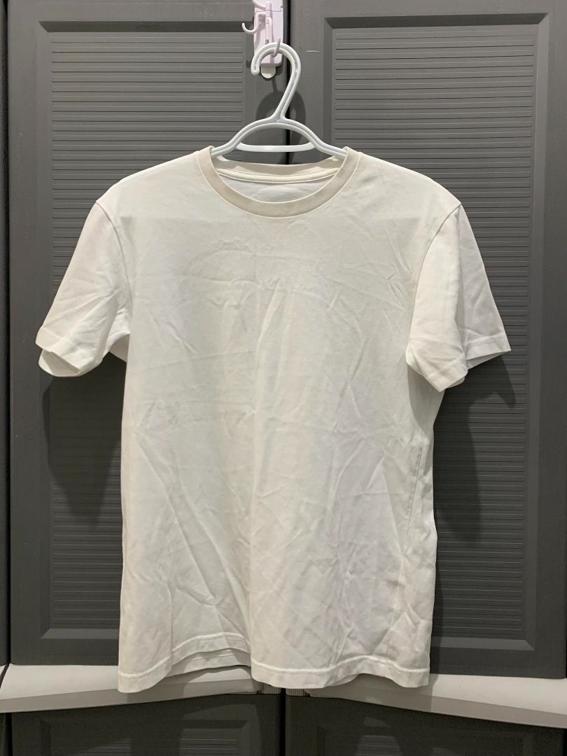 Uniqlo Plain White Tee on Carousell