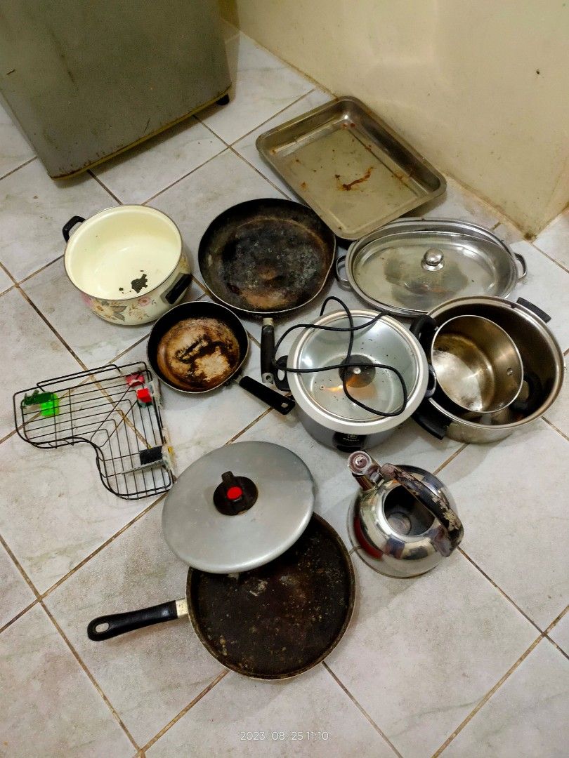 Used Pots on Carousell