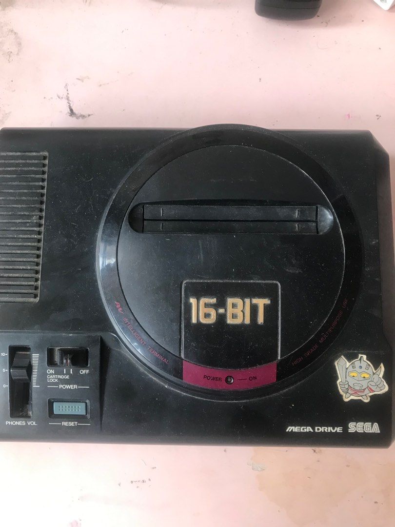 Vintage Sega 16 bit Mega Drive PAL Made in Japan, Hobbies & Toys ...