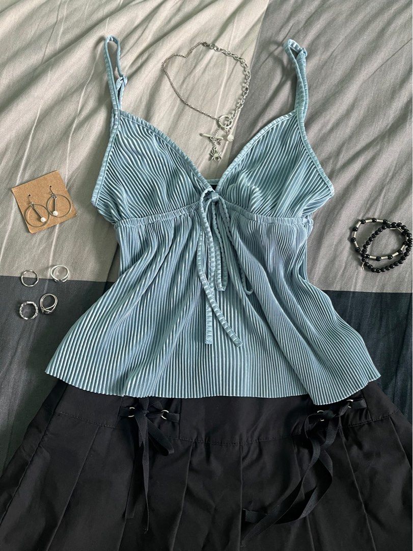 y2k blue top, Women's Fashion, Tops, Sleeveless on Carousell