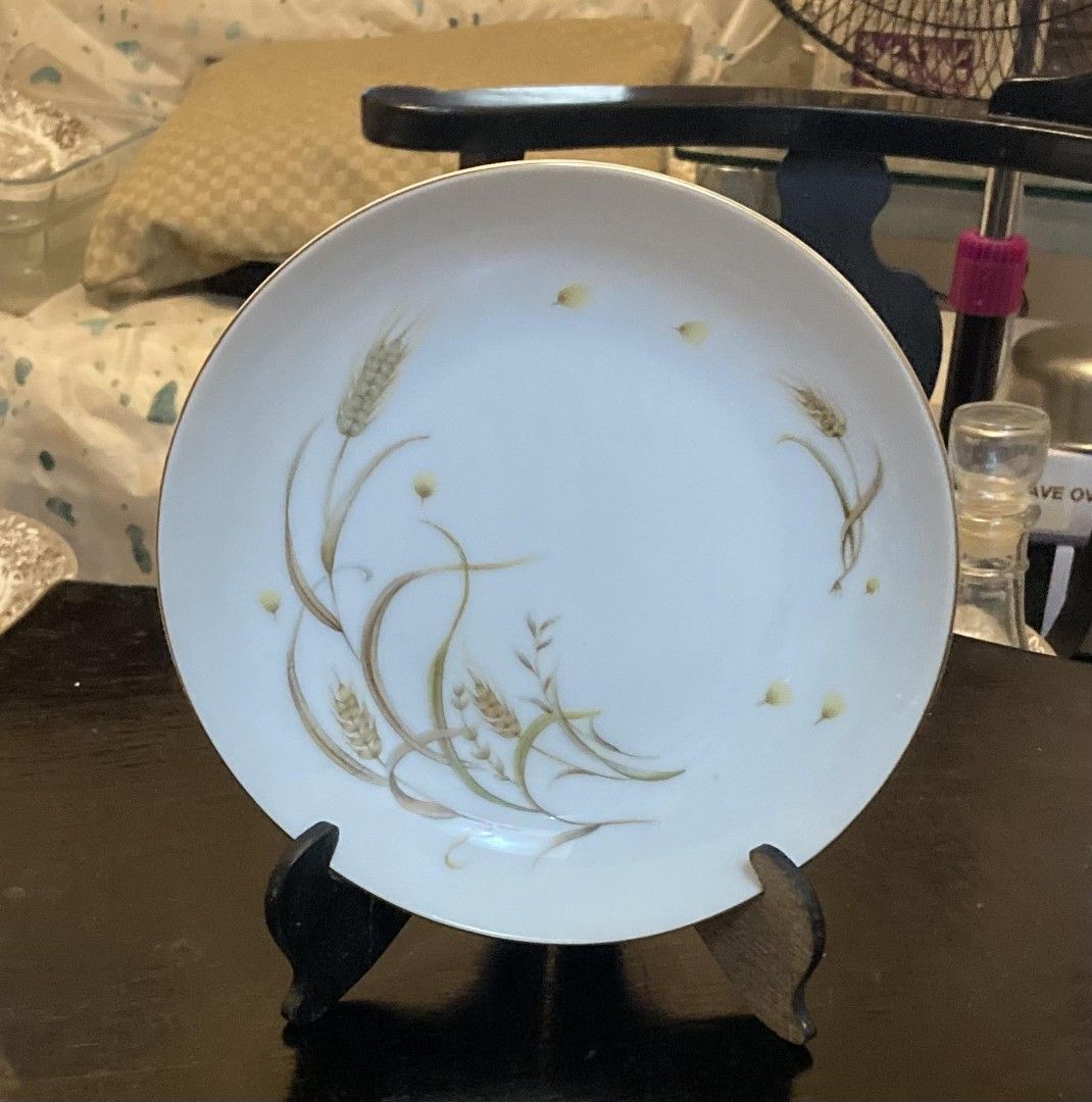 Yamaka Plate Set, Furniture & Home Living, Kitchenware & Tableware ...