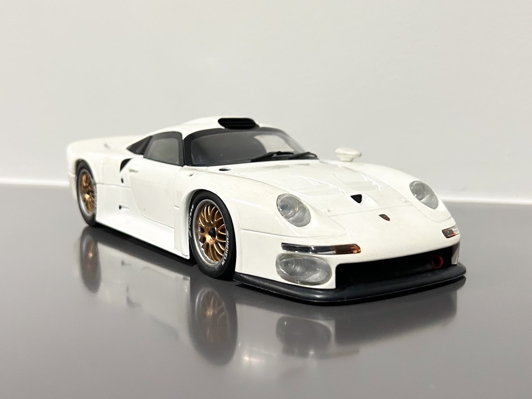 1:18 UT Models 1996 Porsche 911 GT1, Hobbies & Toys, Toys & Games on ...
