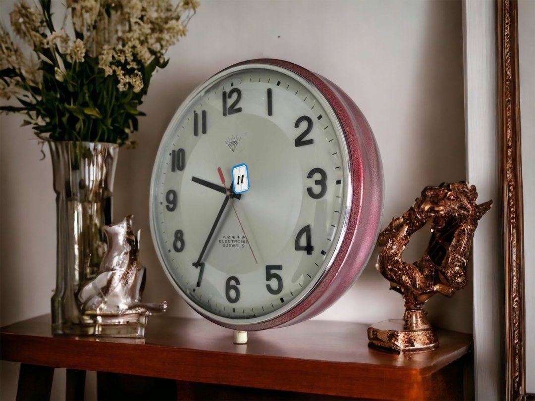 32 cm Transistor Clock 8 Jewel Shanghai Diamond Clock, Furniture & Home ...