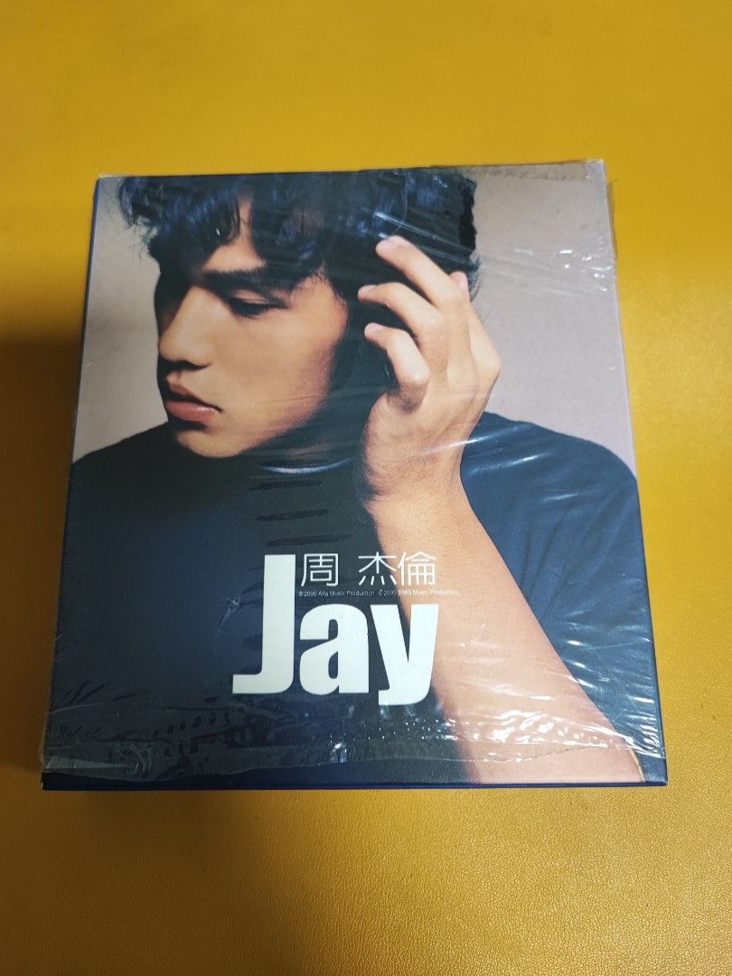 ###90%new(原裝外膠膜)周杰倫 Jay Chou 首張同名專輯 CD+VCD / 2001年 舊台版 博德曼 (保存良好新淨靚仔), 興趣及遊戲, 音樂、樂器 & 配件, 音樂與媒體 ...
