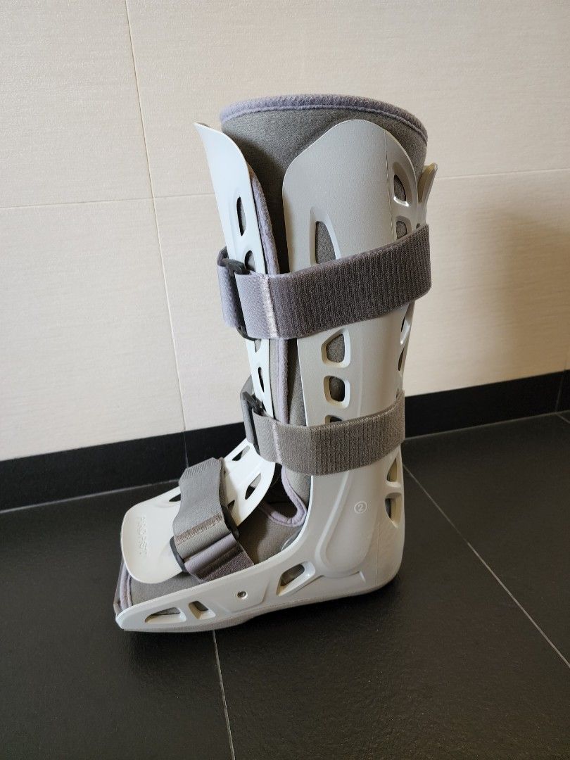 Aircast boot, Health & Nutrition, Assistive & Rehabilatory Aids ...