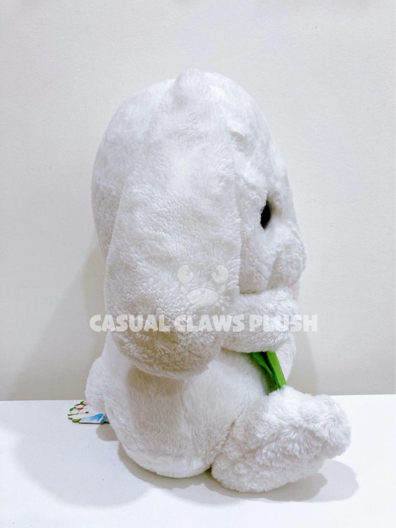 [AMUSE Original] Pote Usa Loppy Shiro-Pi Eating Radish Very Big and ...