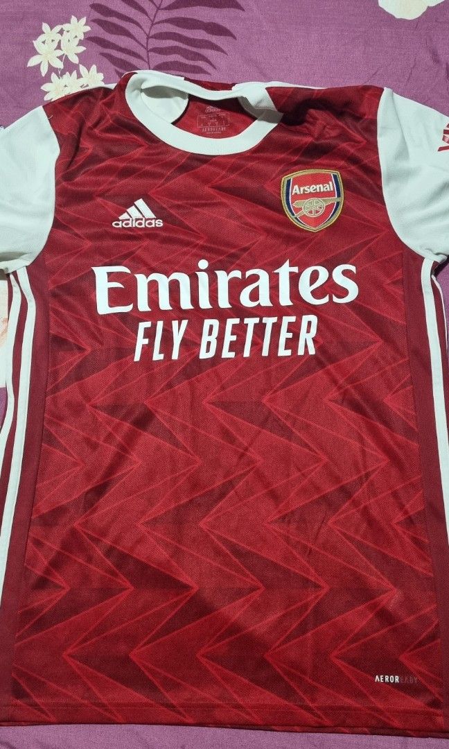 Arsenal Home kit, Men's Fashion, Activewear on Carousell