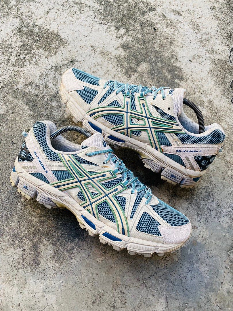 ASICS KAHANA 8 on Carousell