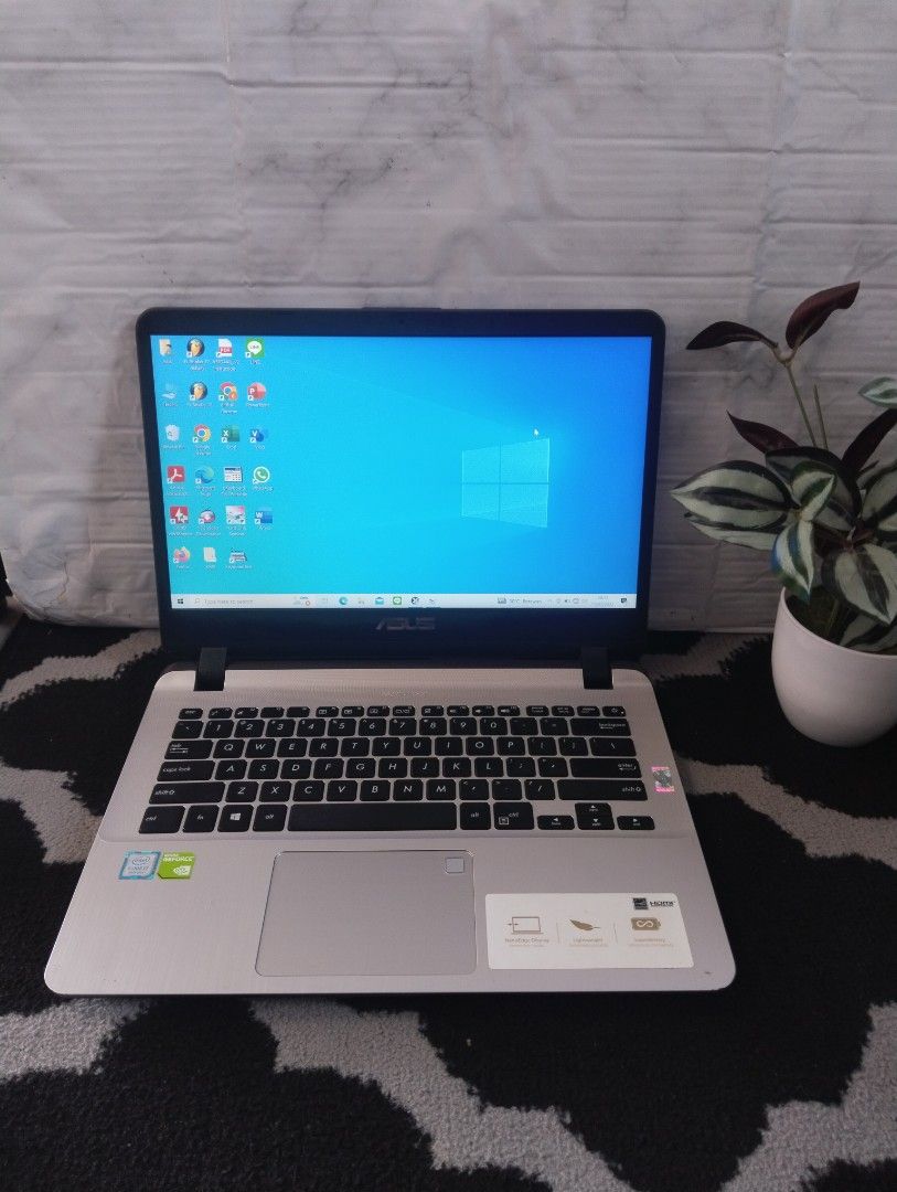 Asus Vivobook X407UF Core i5-8, Elektronik, Komputer, Laptop di Carousell