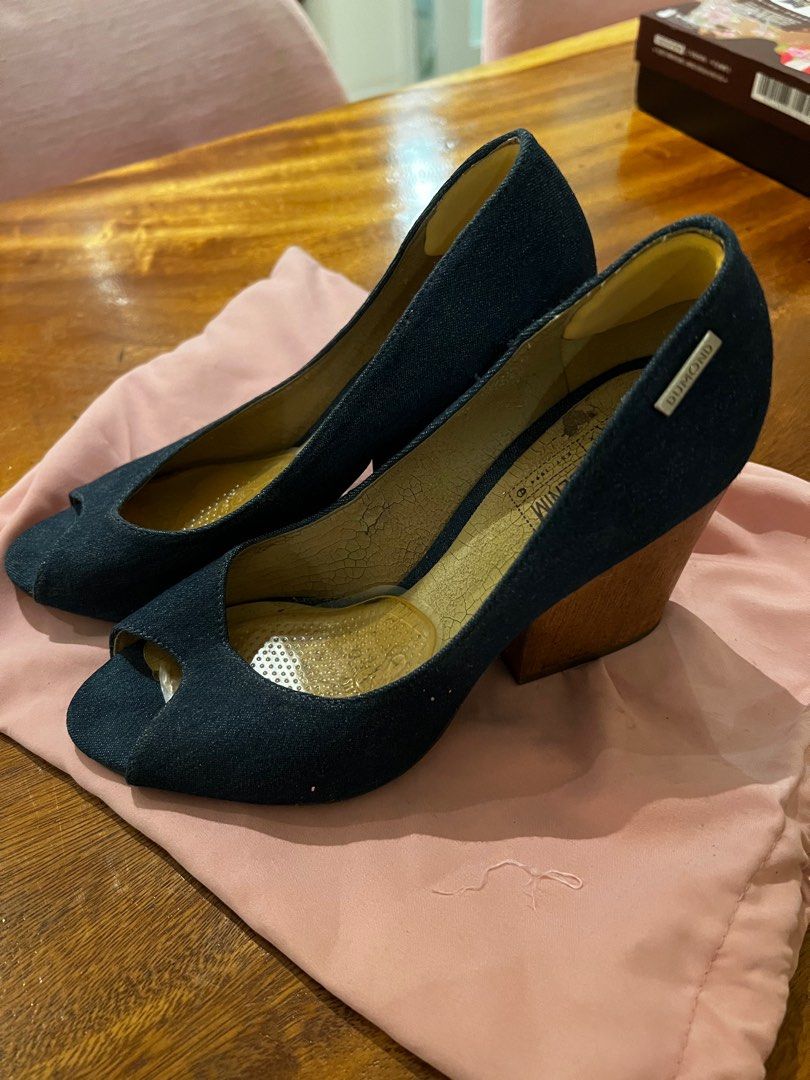 Brazilian brand heels retro, Women's Fashion, Footwear, Heels on Carousell