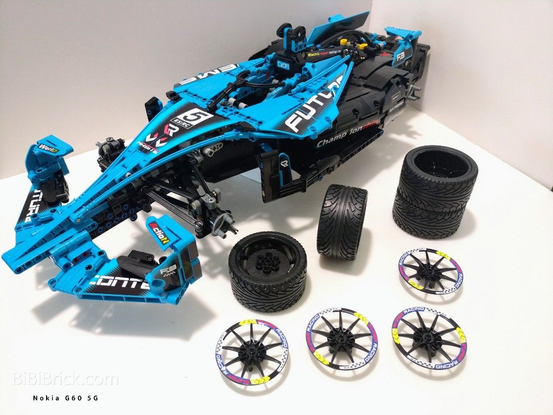 CaDA Formula E 1:8 積木 遙控車 連動力套件, 興趣及遊戲, 玩具 & 遊戲類 - Carousell
