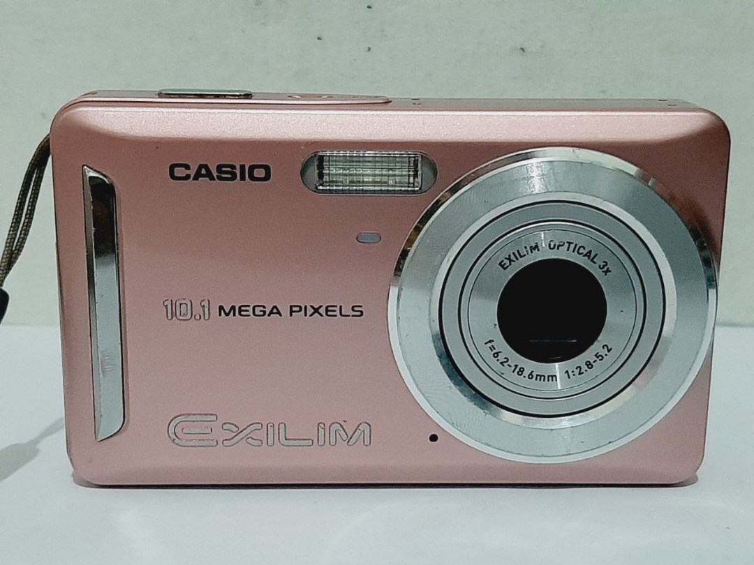Casio Exilim x-z29 pink digital camera, Photography, Cameras on Carousell