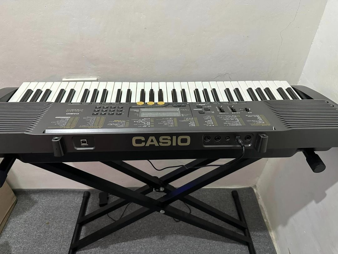 Casio Lk 113 Semi Weighted 61 Keys Touch Response Keyboard Piano On