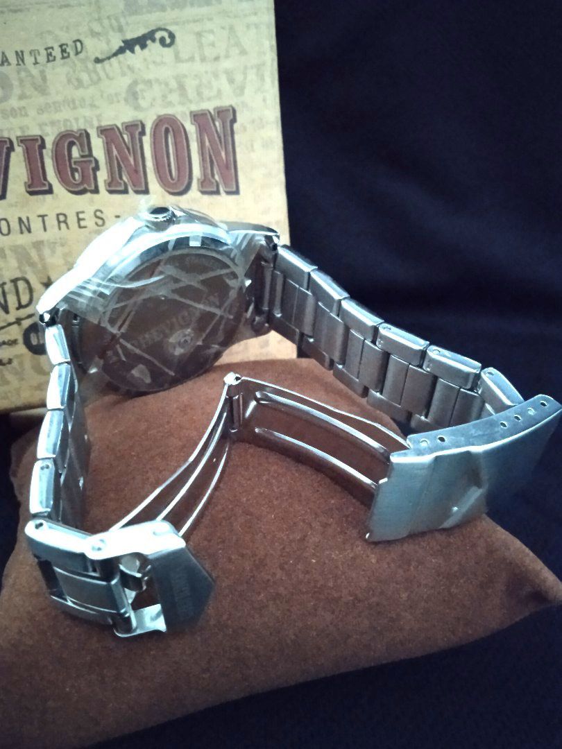 CHEVIGNON Quartz Stainless Steel Watch, 名牌, 手錶 - Carousell