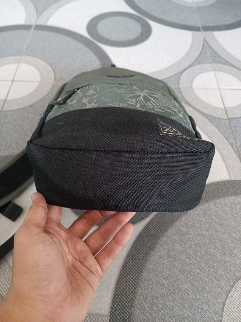 Croosbody bag nepa x tnf deuter osprey gregory vaude eiger mammut ...