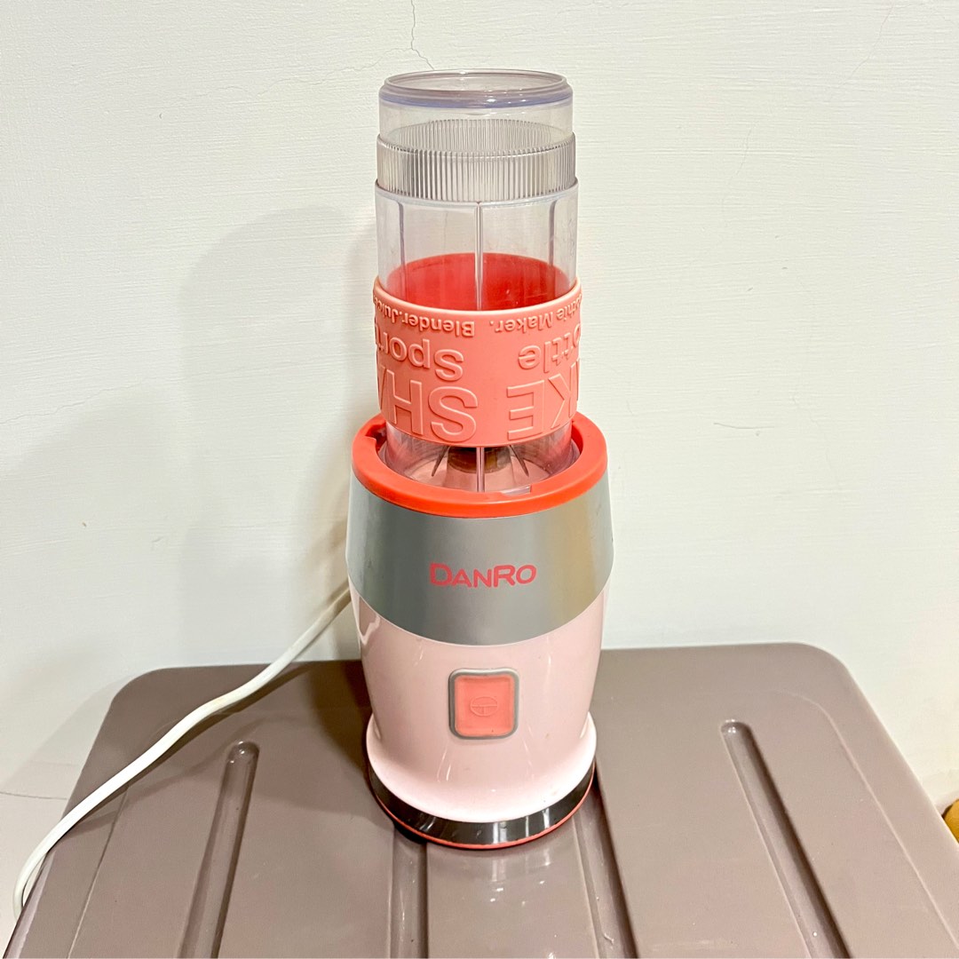 Danro 隨身果汁機 榨汁機 多功能料理調理機, 電視及其他電器 , 其他家庭電器在旋轉拍賣