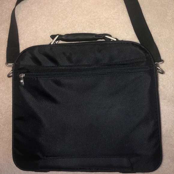 Dell Deluxe Laptop Computer Carrying Case Bag Shoulder Strap Black 17 ...