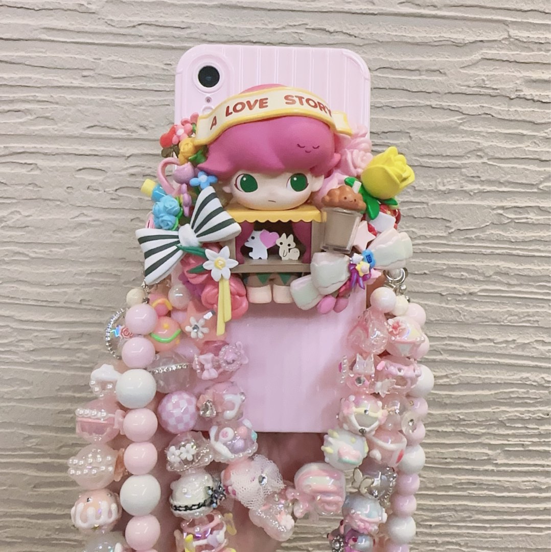 Dimoo handphone clip with sling strap, Women's Fashion, Watches ...