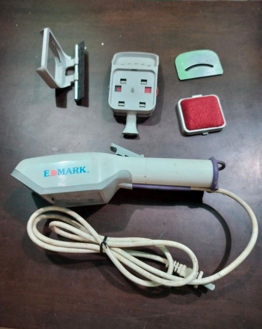 Edmark Steam Iron, TV & Home Appliances, Irons & Steamers on Carousell