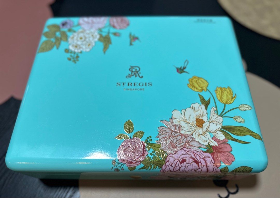 Empty St Regis Mooncake Box, Food & Drinks, Gift Baskets & Hampers on ...