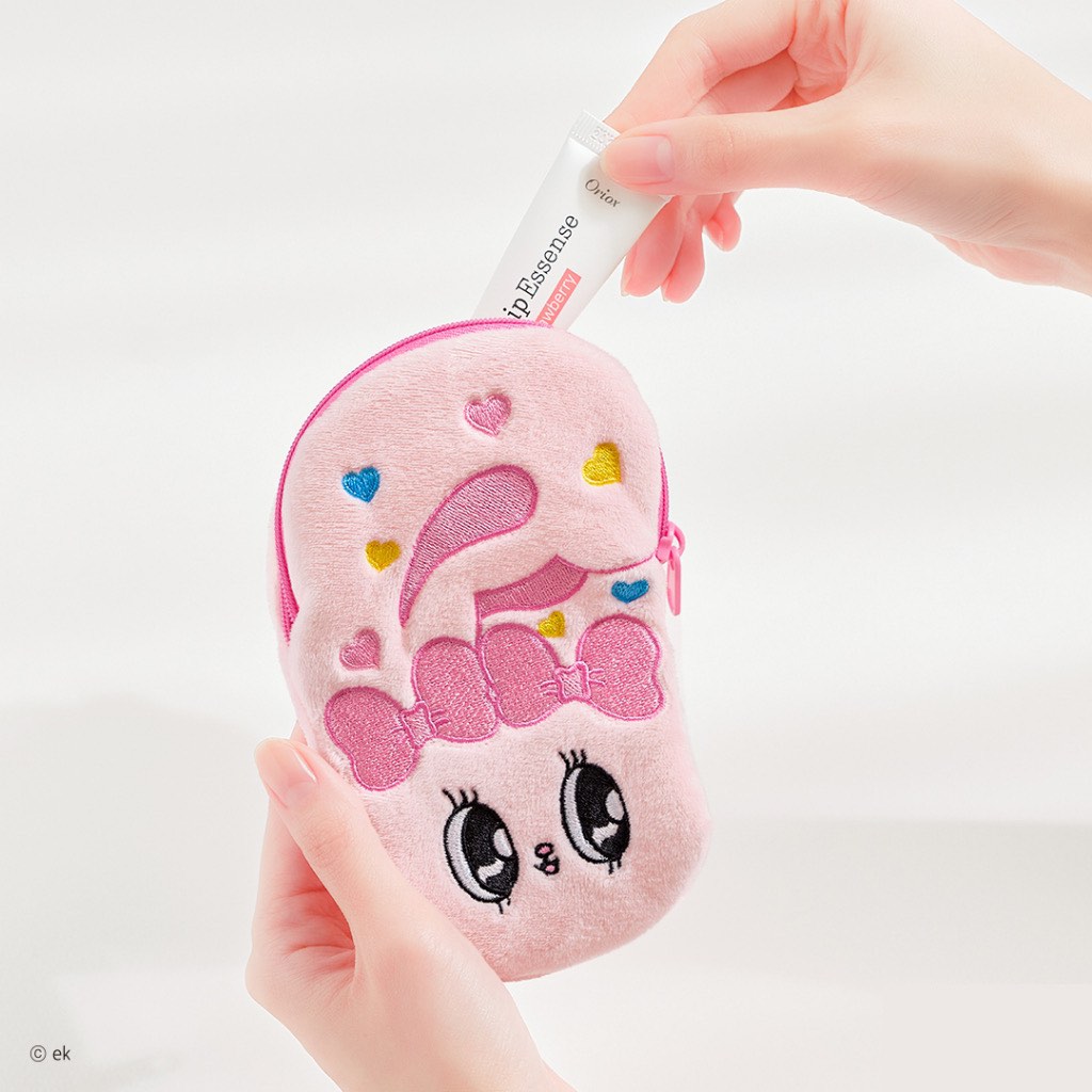 Esther Bunny Pouch, Women's Fashion, Bags & Wallets, Purses & Pouches ...