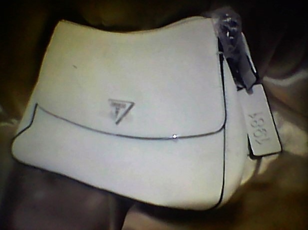 GUESS 1981 Shoulder Bag ( White ) on Carousell