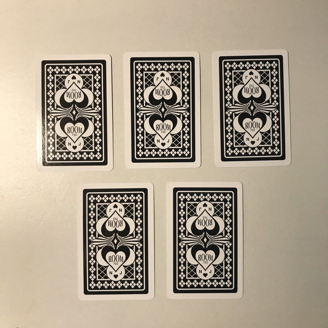 Haerin sg23 playing cards photocard set on Carousell